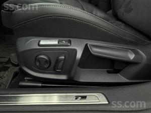 Grey Volkswagen Arteon 2020 in Riga, with an engine capacity of 2.00 L and mileage of 89 thousand km for 22500 €, photo 9 on AUTOMOTO.COM.LV