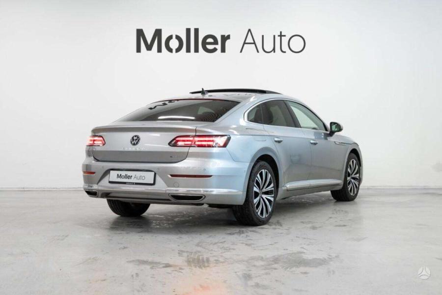 Pelēks Volkswagen Arteon 2021 Viļņa, ar dzinēja tilpumu 1.40 L un nobraukumu 130 tūkst. km par 23500 €, foto 3 vietnē AUTOMOTO.COM.LV
