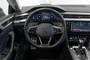Pelēks Volkswagen Arteon 2021 Viļņa, ar dzinēja tilpumu 1.40 L un nobraukumu 130 tūkst. km par 23500 €, foto 10 vietnē AUTOMOTO.COM.LV