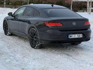 Pelēks Volkswagen Arteon 2022 Klaipėda, ar dzinēja tilpumu 2.00 L un nobraukumu 61 tūkst. km par 25500 €, foto 4 vietnē AUTOMOTO.COM.LV