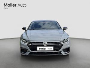 Grey Volkswagen Arteon 2020 in Parnu, with an engine capacity of 2.00 L and mileage of 130 thousand km for 30900 €, photo 4 on AUTOMOTO.COM.LV