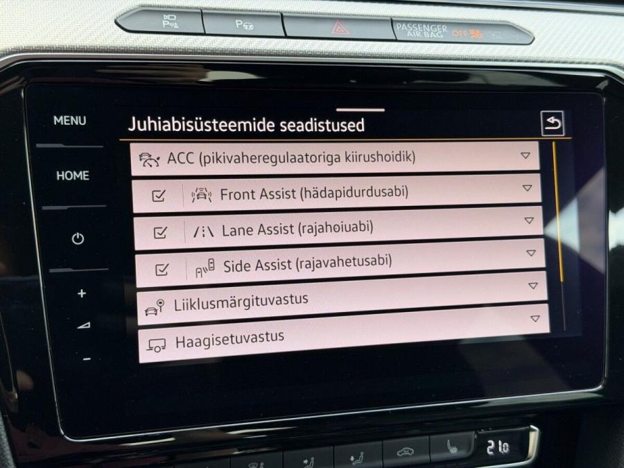 Grey Volkswagen Arteon 2020 in Parnu, with an engine capacity of 2.00 L and mileage of 130 thousand km for 30900 €, photo 11 on AUTOMOTO.COM.LV