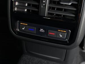 Grey Volkswagen Arteon 2020 in Parnu, with an engine capacity of 2.00 L and mileage of 130 thousand km for 30900 €, photo 22 on AUTOMOTO.COM.LV