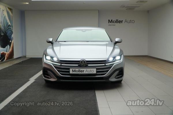 Pelēks Volkswagen Arteon 2021 Tallina, ar dzinēja tilpumu 2.00 L un nobraukumu 158 tūkst. km par 26900 €, foto 2 vietnē AUTOMOTO.COM.LV