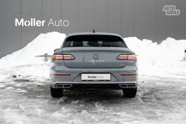 Pelēks Volkswagen Arteon 2021 Viļņa, ar dzinēja tilpumu 1.40 L un nobraukumu 141 tūkst. km par 25800 €, foto 5 vietnē AUTOMOTO.COM.LV