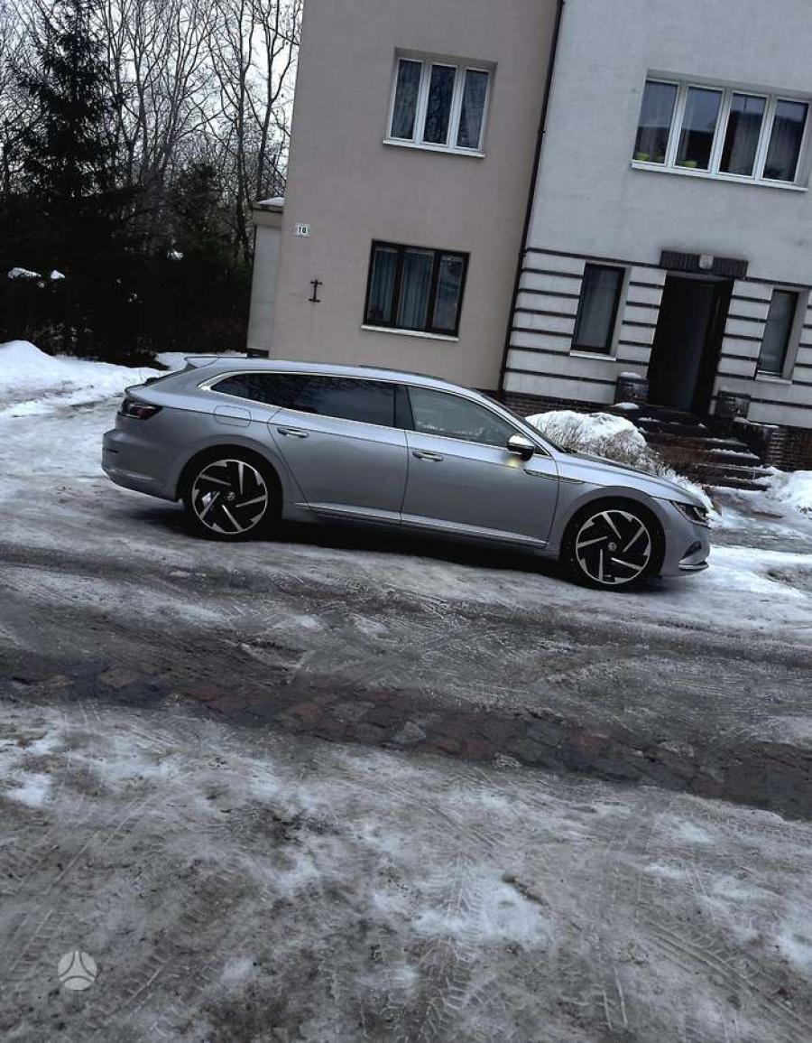 Grey Volkswagen Arteon 2021 in Klaipeda, with an engine capacity of 1.97 L and mileage of 262 thousand km for 18000 €, photo 4 on AUTOMOTO.COM.LV