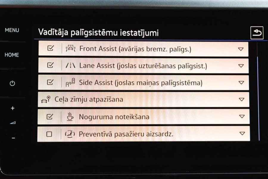Pelēks Volkswagen Arteon 2021 Ventspils, ar dzinēja tilpumu 2.00 L un nobraukumu 90 tūkst. km par 37000 €, foto 30 vietnē AUTOMOTO.COM.LV