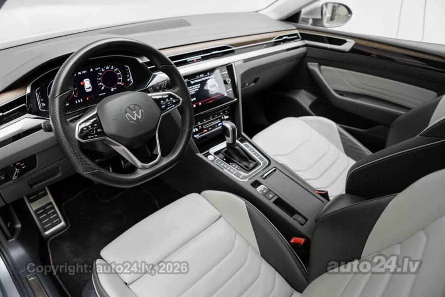 Grey Volkswagen Arteon 2021 in Tallinn, with an engine capacity of 1.40 L and mileage of 145 thousand km for 24900 €, photo 10 on AUTOMOTO.COM.LV