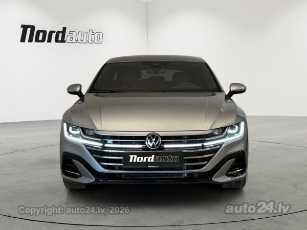 Grey Volkswagen Arteon 2021 in Tallinn, with an engine capacity of 2.00 L and mileage of 123 thousand km for 25900 €, photo 3 on AUTOMOTO.COM.LV