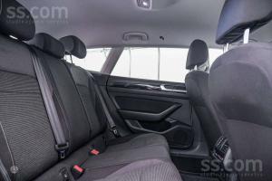 Pelēks Volkswagen Arteon 2021 Rīga, ar dzinēja tilpumu 2.00 L un nobraukumu 233 tūkst. km par 19990 €, foto 10 vietnē AUTOMOTO.COM.LV