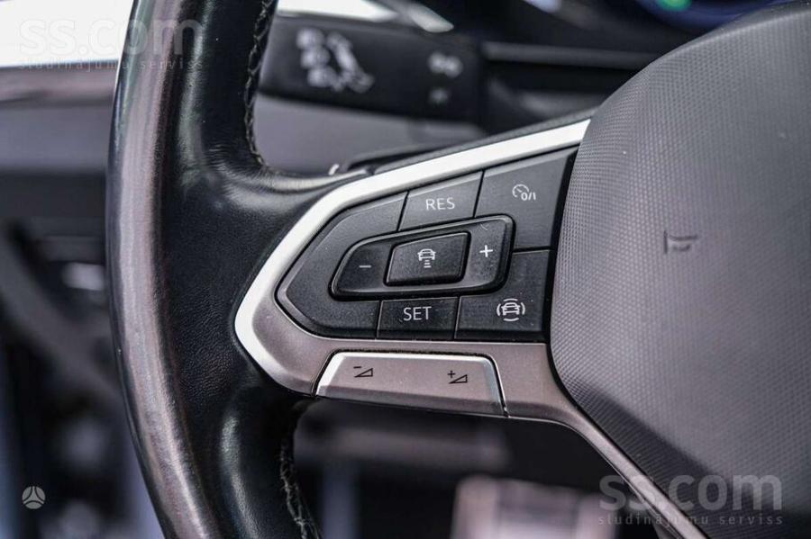 Pelēks Volkswagen Arteon 2021 Rīga, ar dzinēja tilpumu 2.00 L un nobraukumu 233 tūkst. km par 19990 €, foto 20 vietnē AUTOMOTO.COM.LV