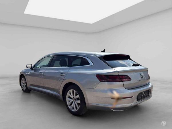 Pelēks Volkswagen Arteon 2021 Viļņa, ar dzinēja tilpumu 2.00 L un nobraukumu 233 tūkst. km par 19990 €, foto 4 vietnē AUTOMOTO.COM.LV