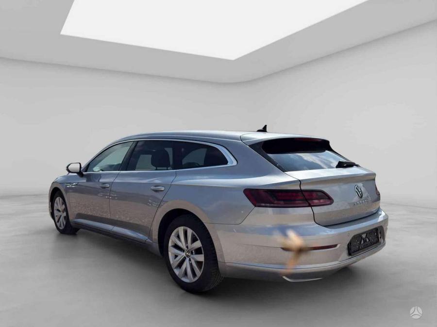 Pelēks Volkswagen Arteon 2021 Viļņa, ar dzinēja tilpumu 2.00 L un nobraukumu 233 tūkst. km par 19990 €, foto 5 vietnē AUTOMOTO.COM.LV