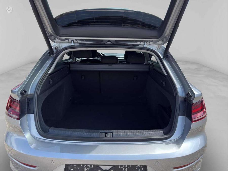 Pelēks Volkswagen Arteon 2021 Viļņa, ar dzinēja tilpumu 2.00 L un nobraukumu 233 tūkst. km par 19990 €, foto 21 vietnē AUTOMOTO.COM.LV