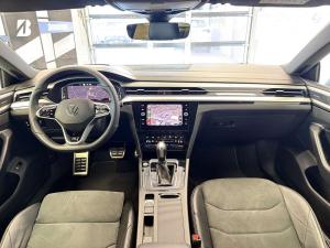 Grey Volkswagen Arteon 2021 in Kaunas, with an engine capacity of 1.97 L and mileage of 170 thousand km for 22200 €, photo 9 on AUTOMOTO.COM.LV