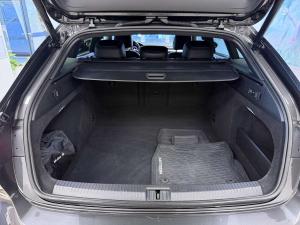 Grey Volkswagen Arteon 2021 in Kaunas, with an engine capacity of 1.97 L and mileage of 170 thousand km for 22200 €, photo 28 on AUTOMOTO.COM.LV