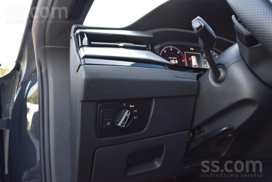 Grey Volkswagen Arteon 2021 in Riga, with an engine capacity of 2.00 L and mileage of 135 thousand km for 24900 €, photo 11 on AUTOMOTO.COM.LV