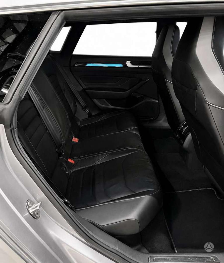Grey Volkswagen Arteon 2021 in Kaunas, with an engine capacity of 1.40 L and mileage of 73 thousand km for 26500 €, photo 7 on AUTOMOTO.COM.LV