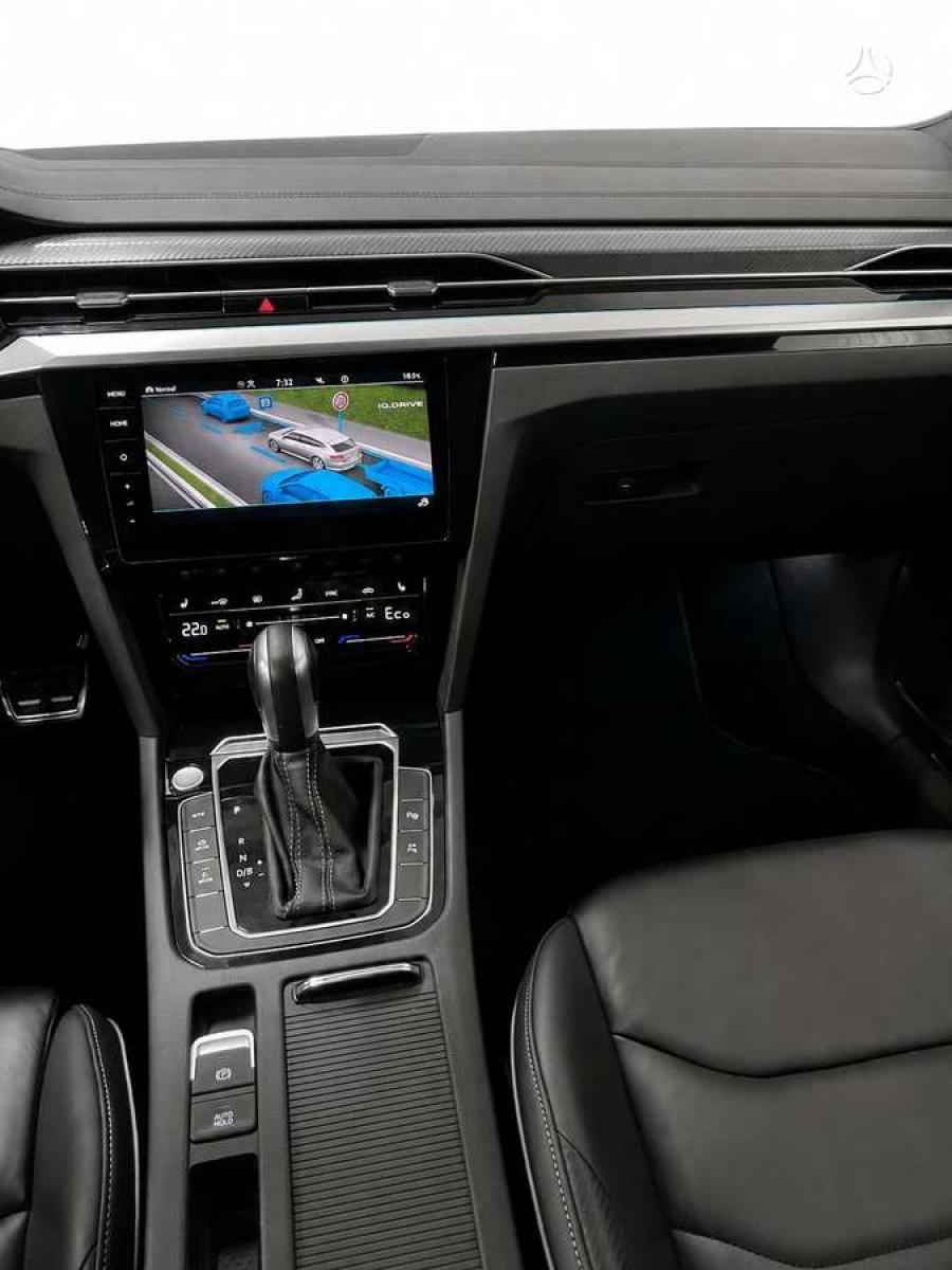 Grey Volkswagen Arteon 2021 in Kaunas, with an engine capacity of 1.40 L and mileage of 73 thousand km for 26500 €, photo 12 on AUTOMOTO.COM.LV