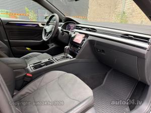 Pelēks Volkswagen Arteon 2021 Tallina, ar dzinēja tilpumu 2.00 L un nobraukumu 100 tūkst. km par 28490 €, foto 10 vietnē AUTOMOTO.COM.LV