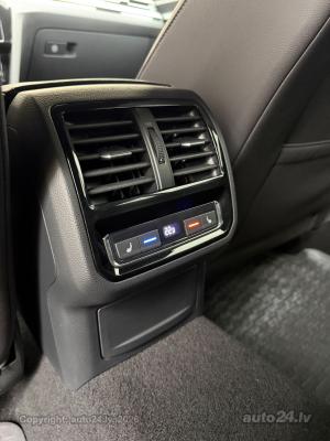 Pelēks Volkswagen Arteon 2021 Tallina, ar dzinēja tilpumu 2.00 L un nobraukumu 100 tūkst. km par 28490 €, foto 15 vietnē AUTOMOTO.COM.LV