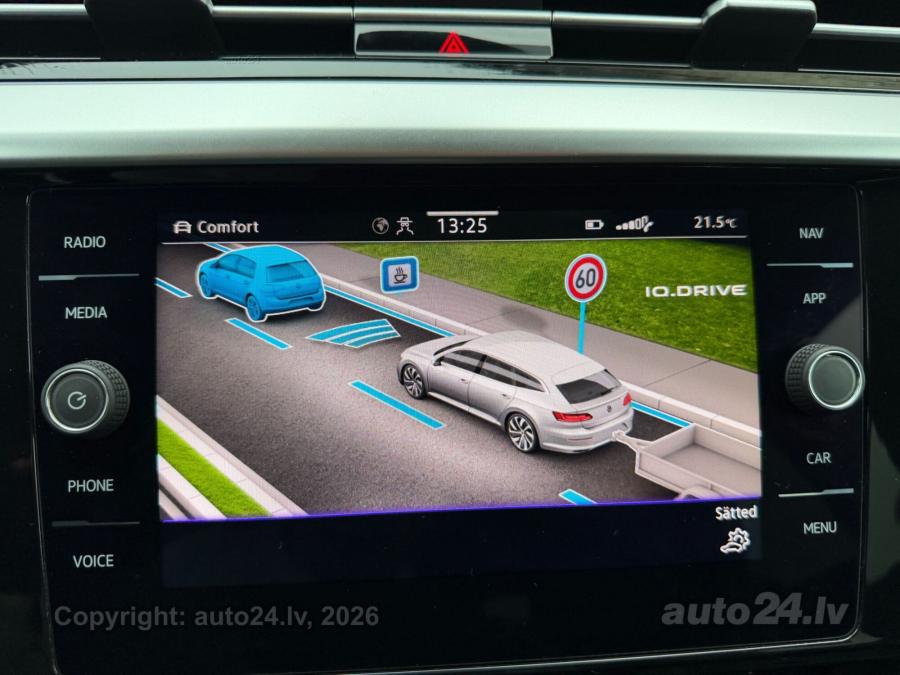 Pelēks Volkswagen Arteon 2021 Tallina, ar dzinēja tilpumu 2.00 L un nobraukumu 100 tūkst. km par 28490 €, foto 18 vietnē AUTOMOTO.COM.LV