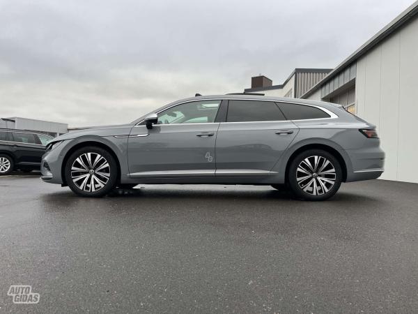 Pelēks Volkswagen Arteon 2022 Kauņa, ar dzinēja tilpumu 1.40 L un nobraukumu 35 tūkst. km par 32556 €, foto 2 vietnē AUTOMOTO.COM.LV