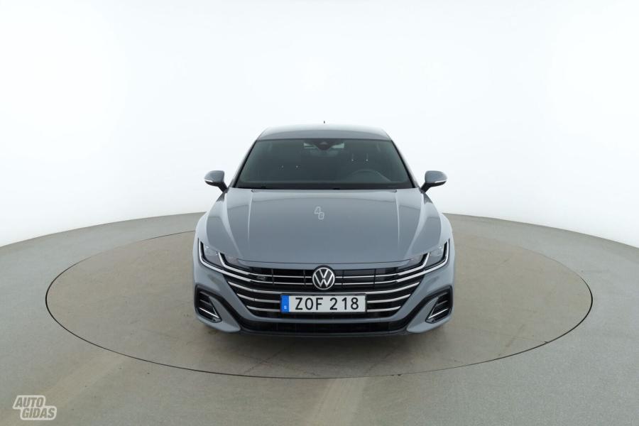 Pelēks Volkswagen Arteon 2022 Kauņa, ar dzinēja tilpumu 0.00 L un nobraukumu 73 tūkst. km par 31184 €, foto 8 vietnē AUTOMOTO.COM.LV