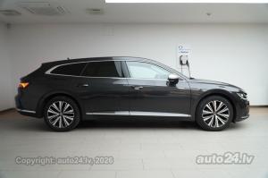Pelēks Volkswagen Arteon 2022 Tallina, ar dzinēja tilpumu 2.00 L un nobraukumu 111 tūkst. km par 29900 €, foto 4 vietnē AUTOMOTO.COM.LV