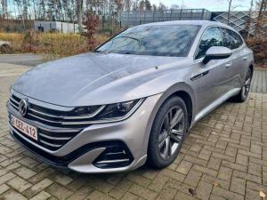 Grey Volkswagen Arteon 2022 in Vilnius, with an engine capacity of 1.40 L and mileage of 146 thousand km for 22400 €, photo 2 on AUTOMOTO.COM.LV