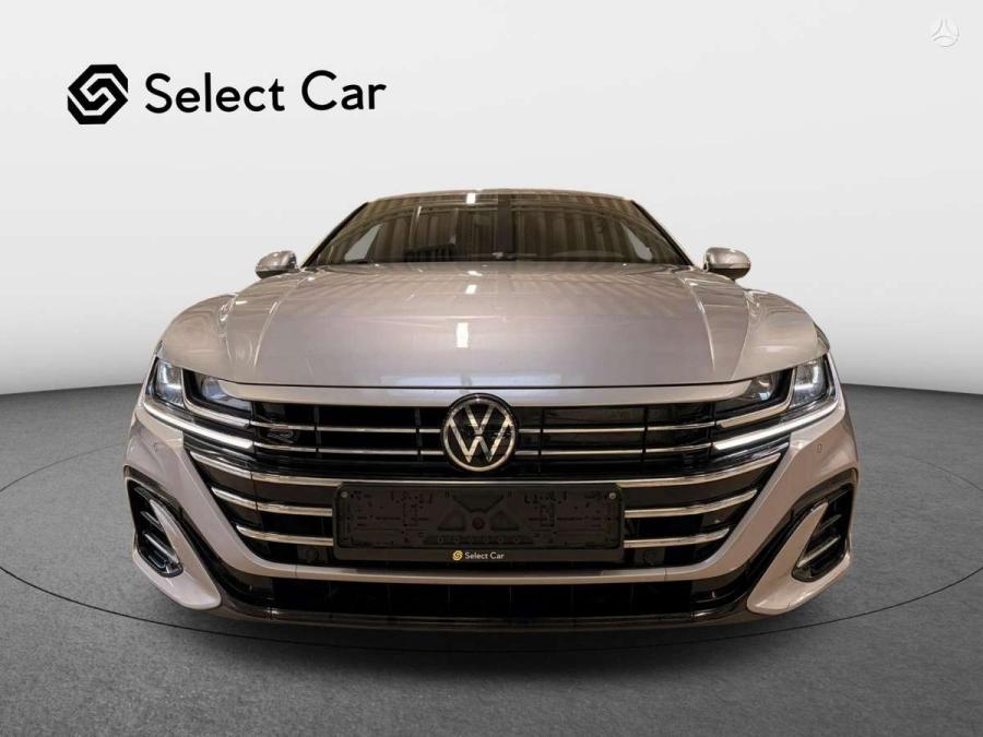 Pelēks Volkswagen Arteon 2022 Viļņa, ar dzinēja tilpumu 1.40 L un nobraukumu 146 tūkst. km par 22350 €, foto 2 vietnē AUTOMOTO.COM.LV