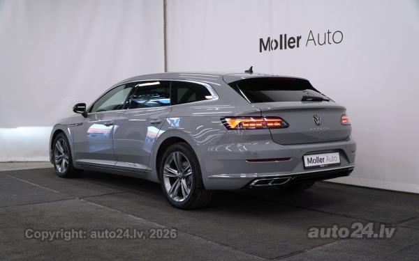 Grey Volkswagen Arteon 2022 in Tallinn, with an engine capacity of 2.00 L and mileage of 108 thousand km for 28900 €, photo 4 on AUTOMOTO.COM.LV
