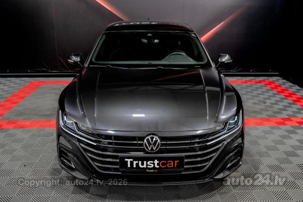 Grey Volkswagen Arteon 2022 in Parnu, with an engine capacity of 1.40 L and mileage of 192 thousand km for 19990 €, photo 2 on AUTOMOTO.COM.LV
