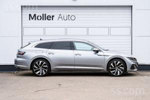 Pelēks Volkswagen Arteon 2022 Rīga, ar dzinēja tilpumu 1.40 L un nobraukumu 82 tūkst. km par 26950 €, foto 6 vietnē AUTOMOTO.COM.LV