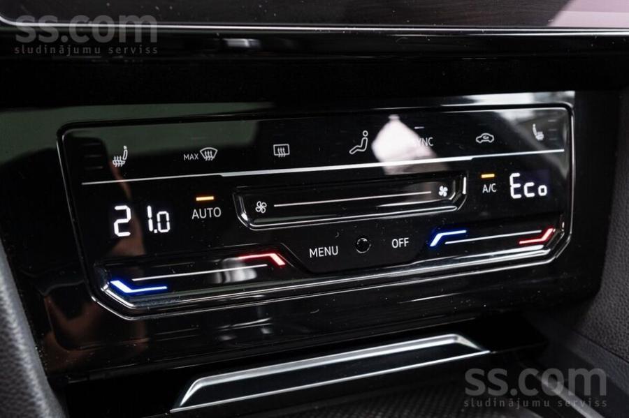 Pelēks Volkswagen Arteon 2022 Rīga, ar dzinēja tilpumu 1.40 L un nobraukumu 82 tūkst. km par 26950 €, foto 17 vietnē AUTOMOTO.COM.LV