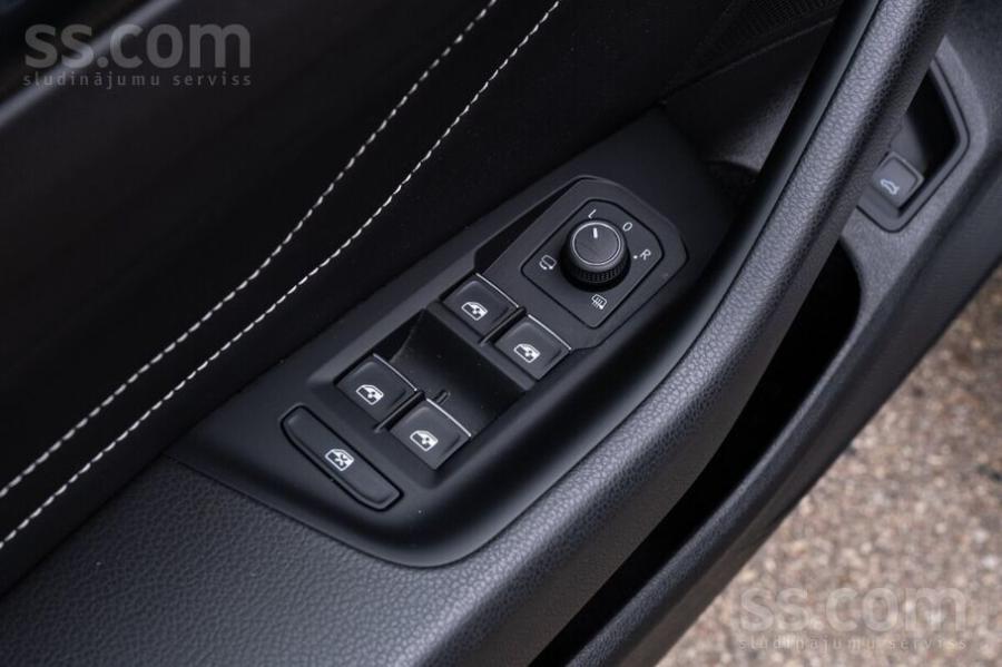 Pelēks Volkswagen Arteon 2022 Rīga, ar dzinēja tilpumu 1.40 L un nobraukumu 82 tūkst. km par 26950 €, foto 22 vietnē AUTOMOTO.COM.LV