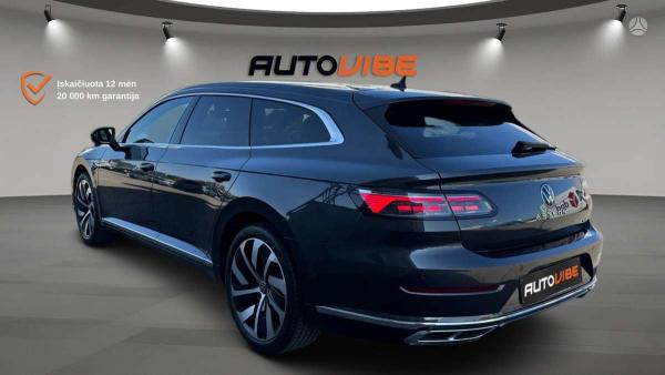 Pelēks Volkswagen Arteon 2022 Viļņa, ar dzinēja tilpumu 1.40 L un nobraukumu 90 tūkst. km par 26666 €, foto 6 vietnē AUTOMOTO.COM.LV