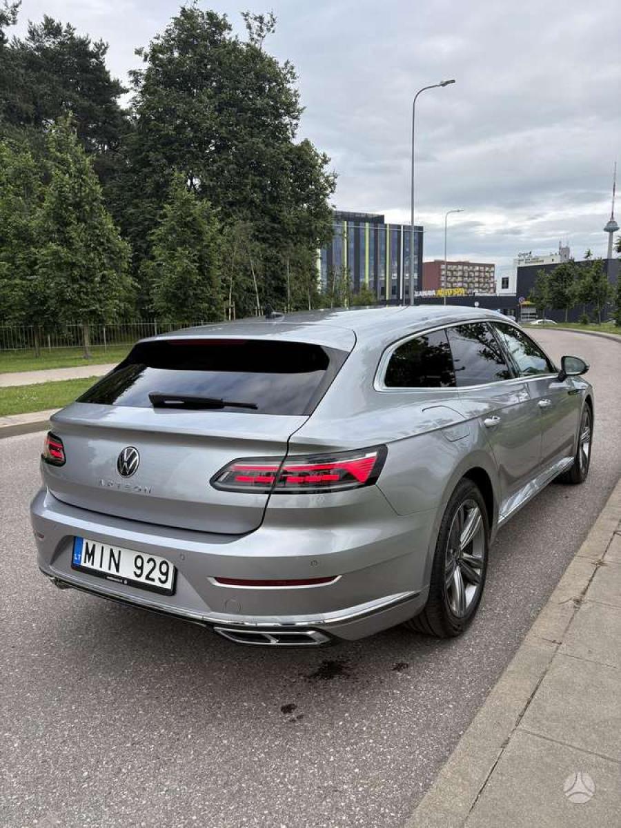 Pelēks Volkswagen Arteon 2022 Viļņa, ar dzinēja tilpumu 1.98 L un nobraukumu 61 tūkst. km par 28500 €, foto 5 vietnē AUTOMOTO.COM.LV