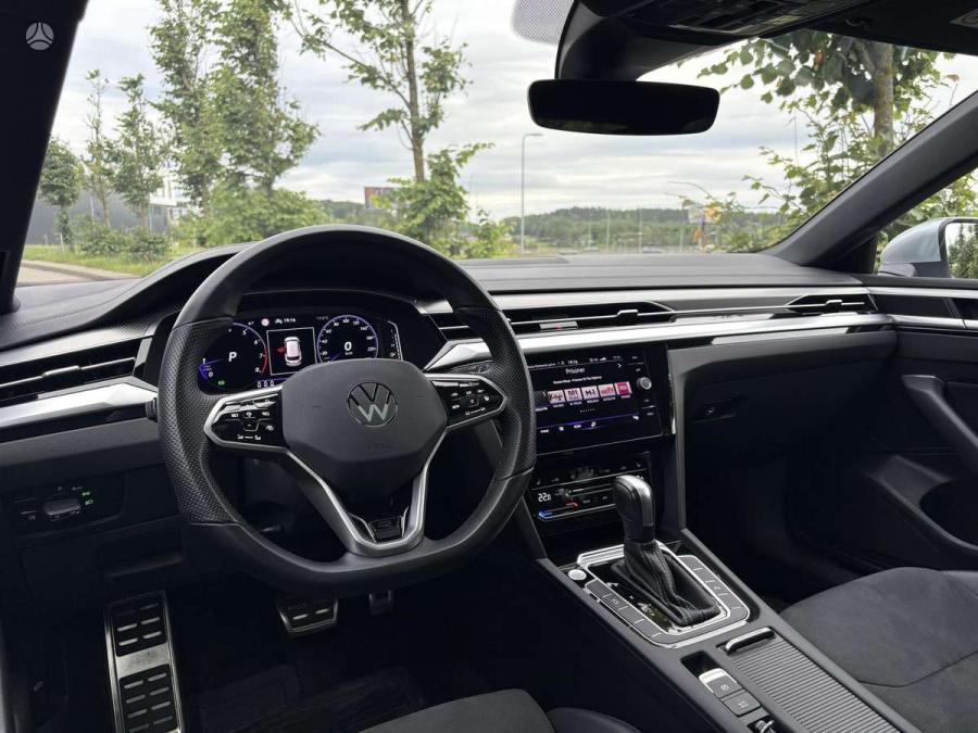 Pelēks Volkswagen Arteon 2022 Viļņa, ar dzinēja tilpumu 1.98 L un nobraukumu 61 tūkst. km par 28500 €, foto 11 vietnē AUTOMOTO.COM.LV