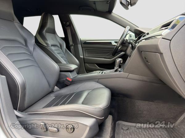 Pelēks Volkswagen Arteon 2022 Pērnava, ar dzinēja tilpumu 2.00 L un nobraukumu 44 tūkst. km par 36900 €, foto 5 vietnē AUTOMOTO.COM.LV