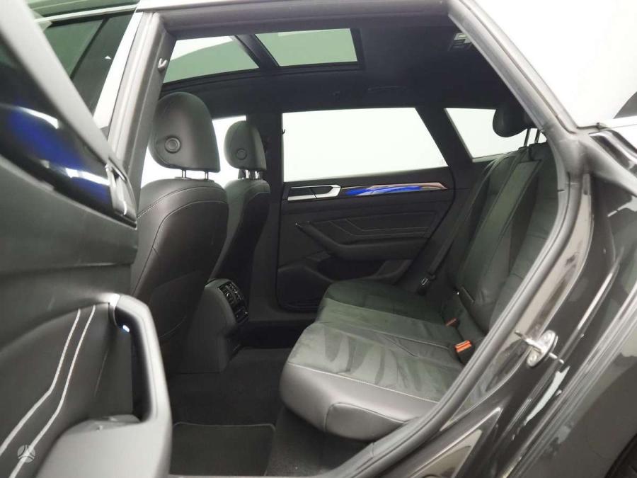 Grey Volkswagen Arteon 2022 in Vilnius, with an engine capacity of 1.40 L and mileage of 156 thousand km for 23200 €, photo 15 on AUTOMOTO.COM.LV