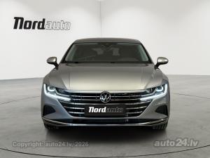 Pelēks Volkswagen Arteon 2022 Tallina, ar dzinēja tilpumu 1.40 L un nobraukumu 69 tūkst. km par 25900 €, foto 4 vietnē AUTOMOTO.COM.LV