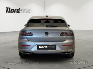 Pelēks Volkswagen Arteon 2022 Tallina, ar dzinēja tilpumu 1.40 L un nobraukumu 69 tūkst. km par 25900 €, foto 5 vietnē AUTOMOTO.COM.LV