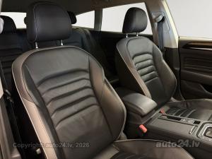 Pelēks Volkswagen Arteon 2022 Tallina, ar dzinēja tilpumu 1.40 L un nobraukumu 69 tūkst. km par 25900 €, foto 12 vietnē AUTOMOTO.COM.LV