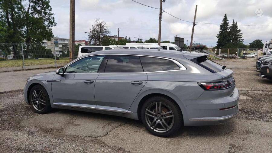 Pelēks Volkswagen Arteon 2022 Klaipėda, ar dzinēja tilpumu 1.97 L un nobraukumu 183 tūkst. km par 23200 €, foto 6 vietnē AUTOMOTO.COM.LV