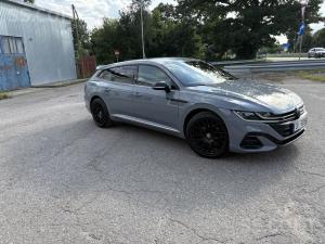 Grey Volkswagen Arteon 2022 in Riga, with an engine capacity of 1.40 L and mileage of 128 thousand km for 23500 €, photo 3 on AUTOMOTO.COM.LV