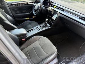 Grey Volkswagen Arteon 2022 in Riga, with an engine capacity of 1.40 L and mileage of 128 thousand km for 23500 €, photo 14 on AUTOMOTO.COM.LV