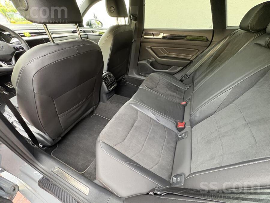 Grey Volkswagen Arteon 2022 in Riga, with an engine capacity of 1.40 L and mileage of 128 thousand km for 23500 €, photo 15 on AUTOMOTO.COM.LV