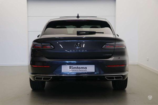 Grey Volkswagen Arteon 2022 in Vilnius, with an engine capacity of 1.40 L and mileage of 162 thousand km for 20990 €, photo 7 on AUTOMOTO.COM.LV