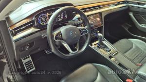 Pelēks Volkswagen Arteon 2022 Tallina, ar dzinēja tilpumu 2.00 L un nobraukumu 156 tūkst. km par 25500 €, foto 10 vietnē AUTOMOTO.COM.LV